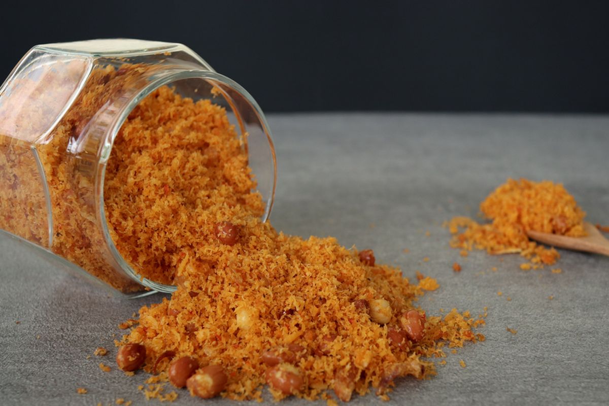 Resep Serundeng Kelapa untuk Nasi Kuning yang Lezat